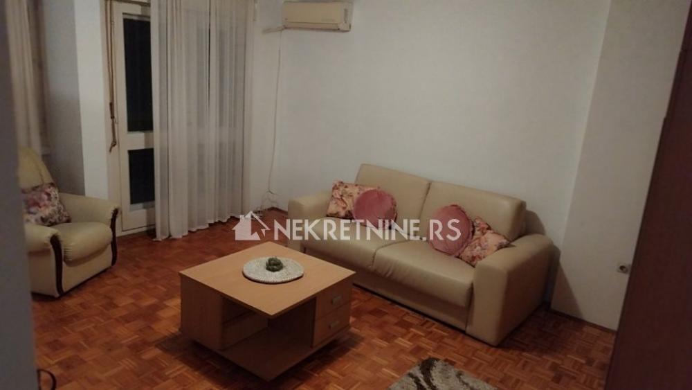 Jurija Gagarina, Dvosoban stan za izdavanje, 56m2, 550€