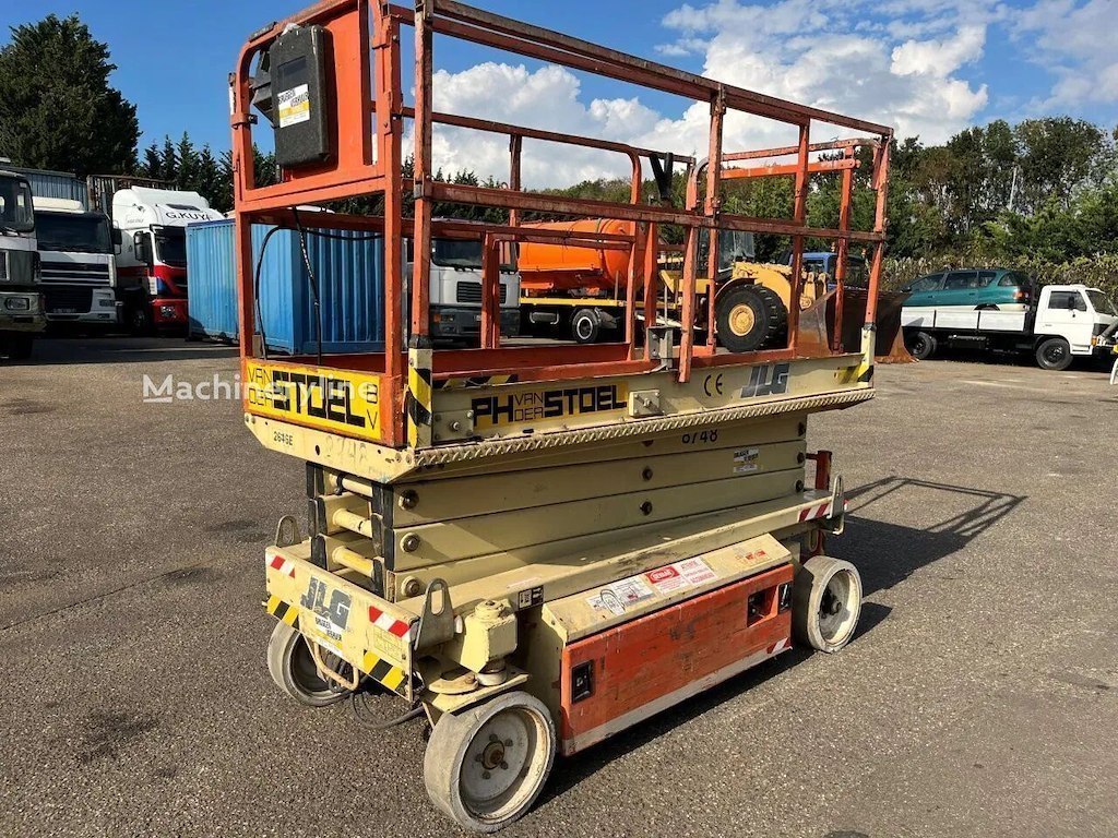 JLG 2646-E !!! LOW HOURS !!! makazasta platforma