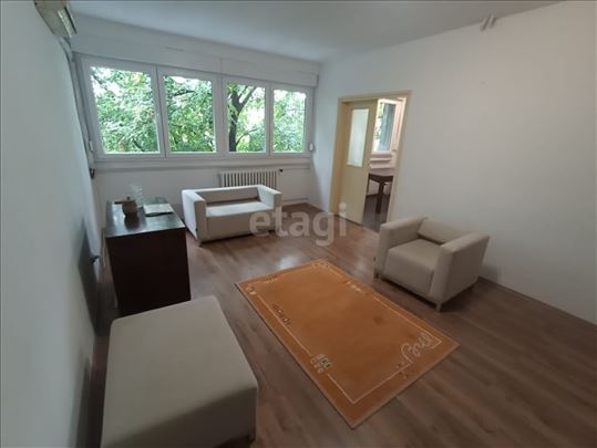 Funkcionalan stan na Novom Beogradu - izdavanje