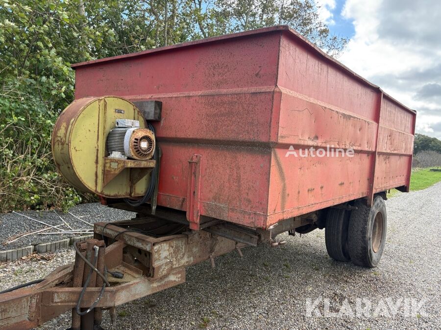 Prodaje se Tipvogn prikolicu kiper na aukciji