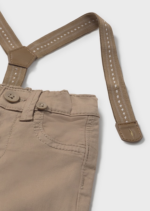 Mayoral pantalone sa tregerima