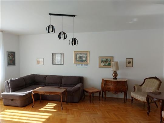 Hram Svetog Save, Katanićeva, 85 m2