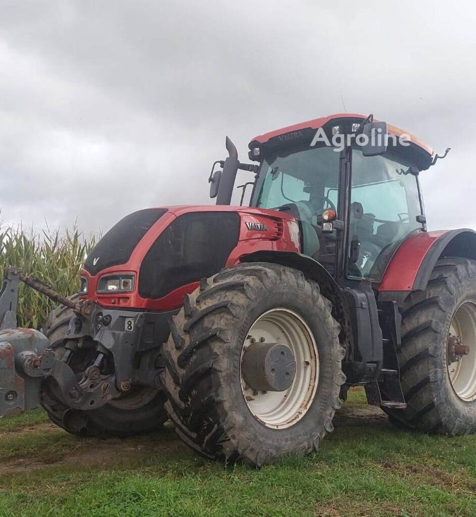 Valtra S352 traktor točkaš
