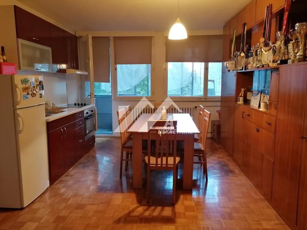 Izdavanje, dvosoban stan, 53m², Liman 2, Novi Sad Sve Podlokacije