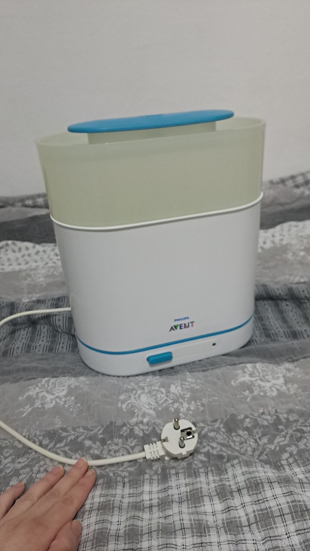 Philips Avent Sterilizator za flašice Kao nov, bez oštećenja, očuvan i