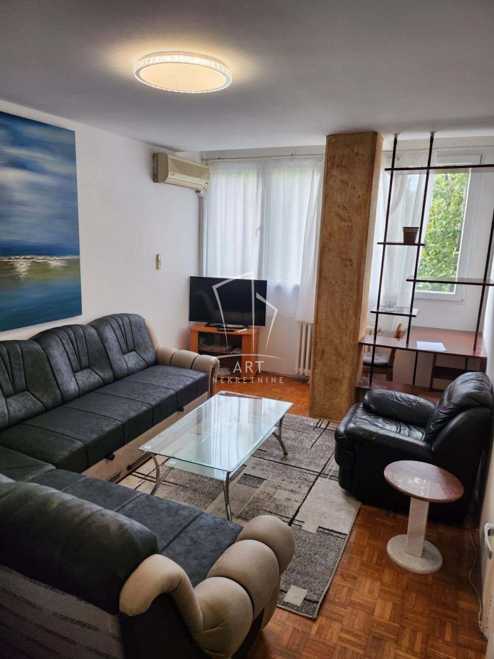 Omladinskih brigada, Dvosoban stan za izdavanje, 41m2, 550€