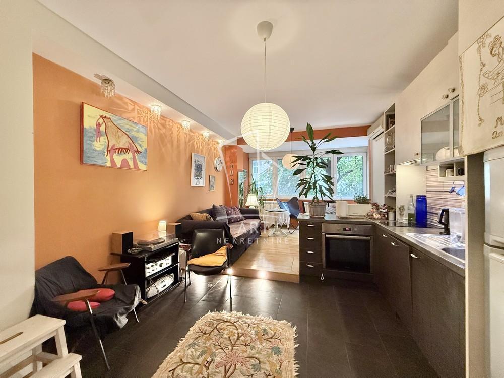Kralja Milana, Dvoiposoban stan za izdavanje, 55m2, 1.000€