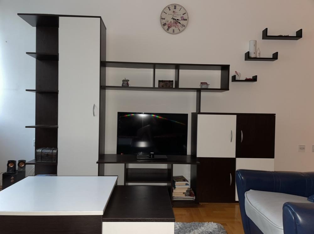 Trg Kralja Aleksandra, Dvosoban stan za izdavanje, 44m2, 400€