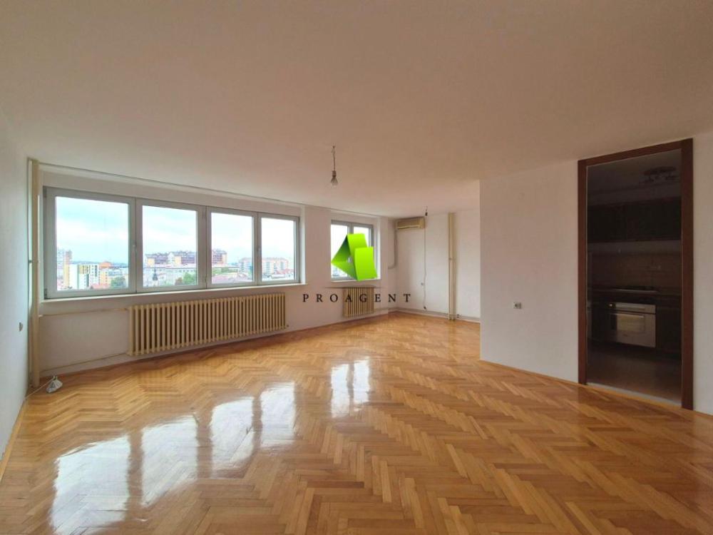 Četvorosoban stan za izdavanje, 95m2, 600€