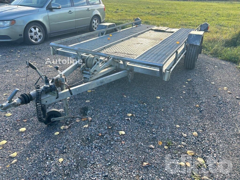 Prodaje se Thule BV 1300 E auto prikolicu na aukciji