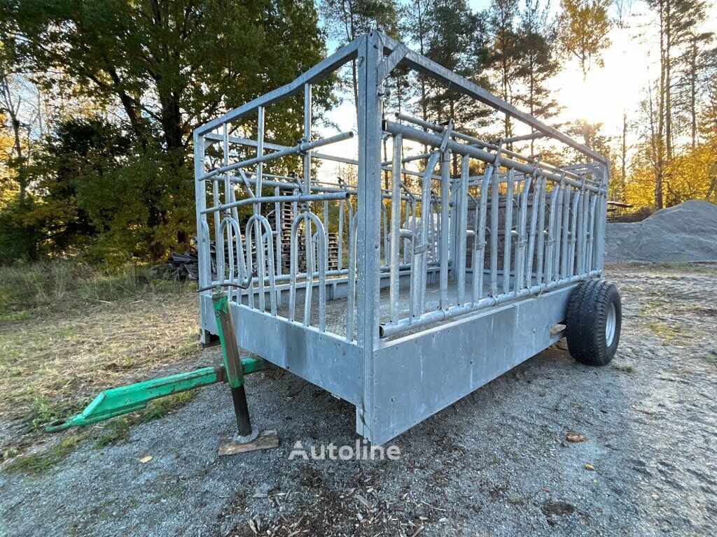 Prodaje se Kellfri prikolicu za prevoz stoke na aukciji