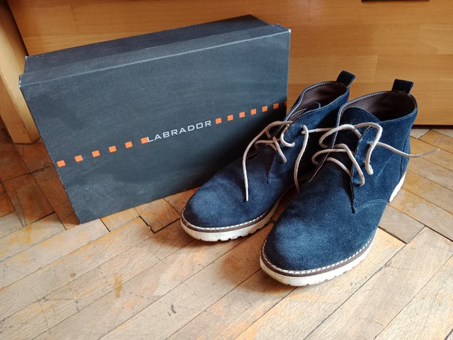 Teget Labrador poluduboke oksfordice 38