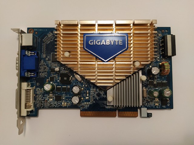 GeForce 7600GS 256MB AGP