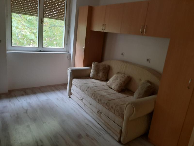 Dvosoban namešten stan
Sombor