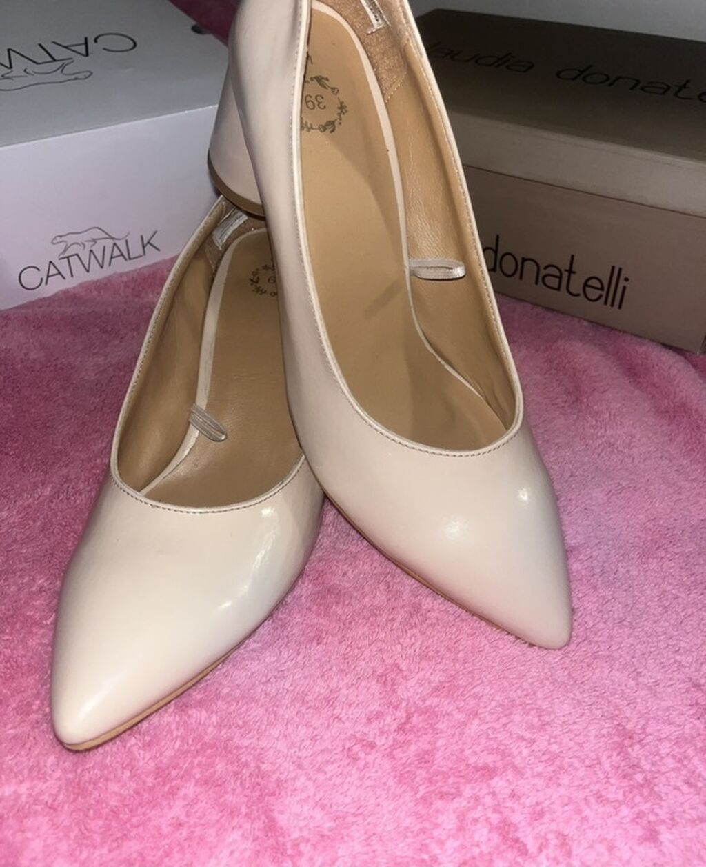 Salonke, Catwalk, 39