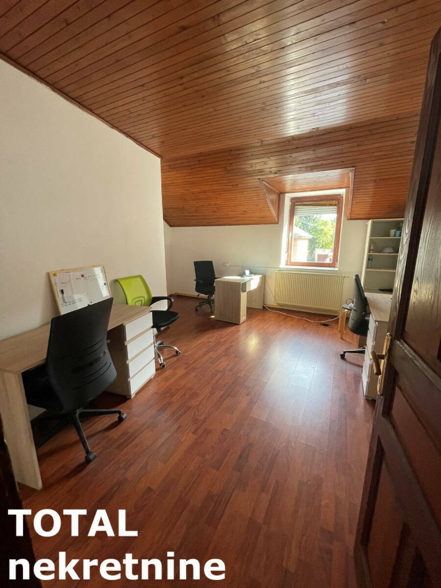 LOKAL NOVI SAD, 500€