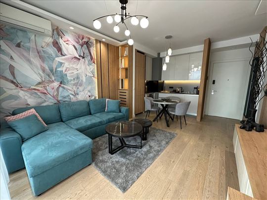 BW Metropolitan – Luksuzan stan, 55m²
