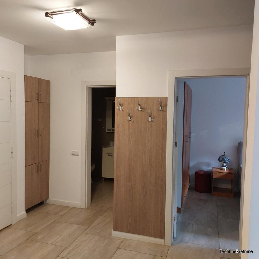 Tršćanska, Jednoiposoban stan na prodaju, 42m2, 105.000€