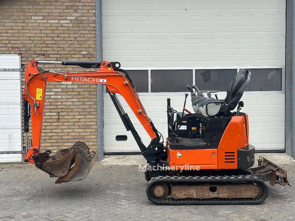 Hitachi ZX19U-6 YR mini bager