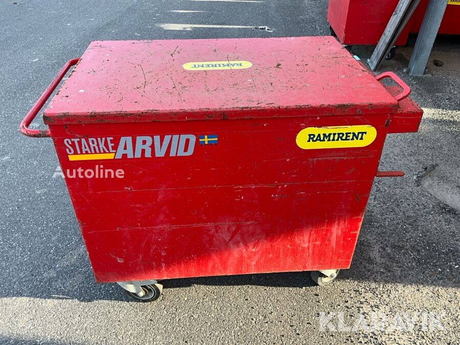 Prodaje se Starke Arvid 36100 prikolicu za prevoz stakla na aukciji