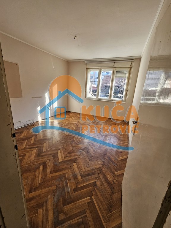 Dvosoban stan, 43 m2, Šojka, Obilićev venac ID: i-015077
