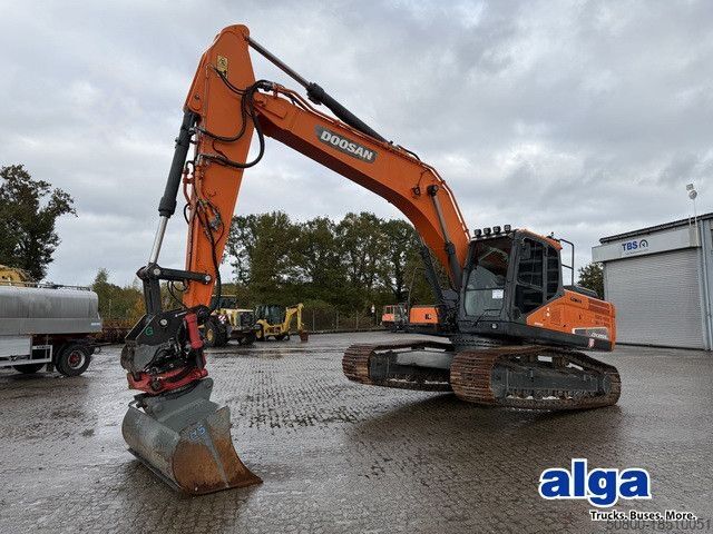 Lančani bager
DOOSAN DX 255 LC-5, Rototilt,Div. Löffel,Greifer+Hammer