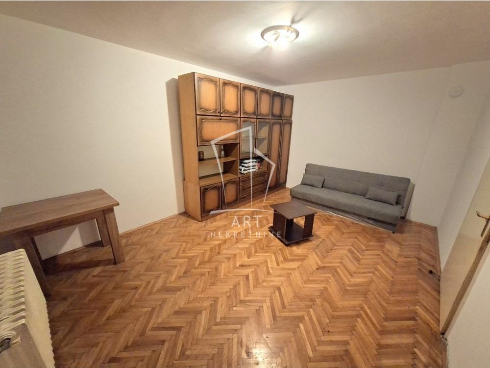 Čingrijina, Jednosoban stan za izdavanje, 32m2, 320€