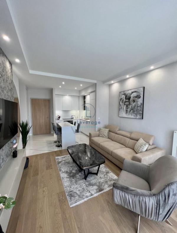 Jednoiposoban stan za izdavanje, 54m2, 1.300€