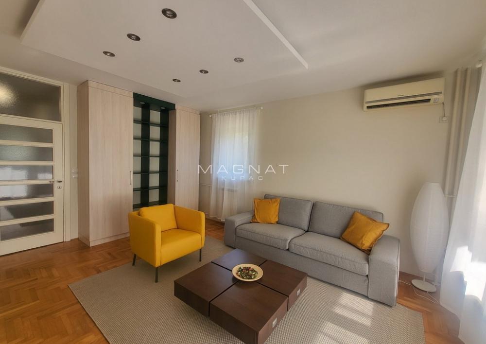 Nedeljka Gvozdenovića, Trosoban stan za izdavanje, 76m2, 650€