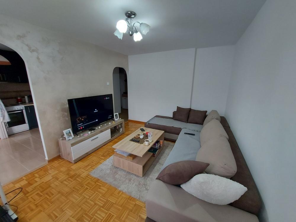 Milića Rakića, Dvoiposoban stan za izdavanje, 55m2, 500€
