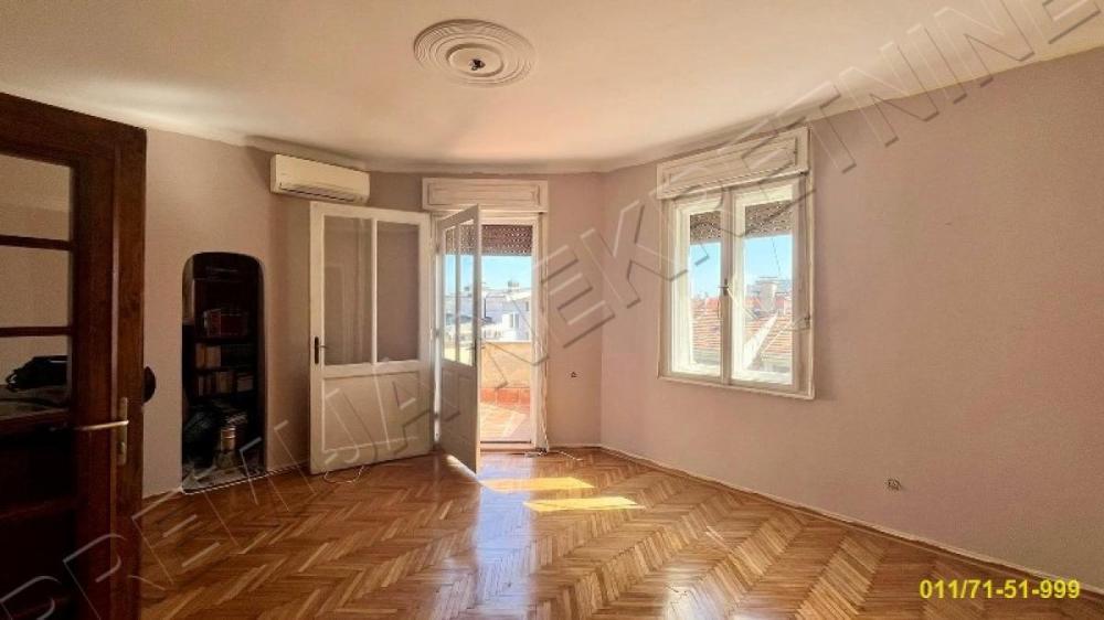 Pjarona de Mondezira, Dvosoban stan za izdavanje, 70m2, 800€
