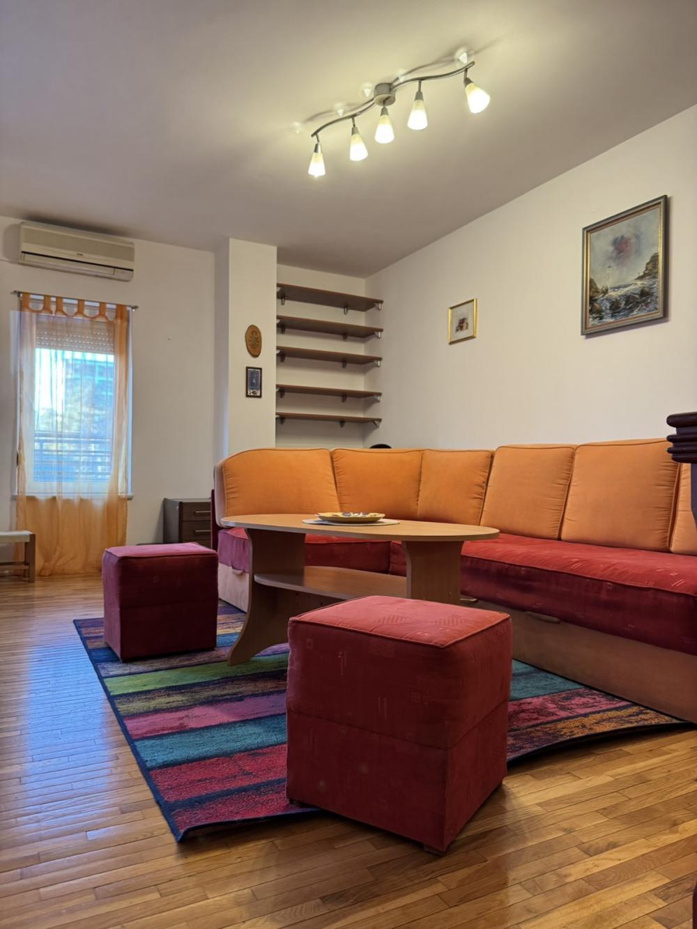 Pazinska, Dvosoban stan za izdavanje, 65m2, 700€