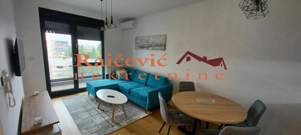 Tosin bunar, Dvosoban stan za izdavanje, 41m2, 800€