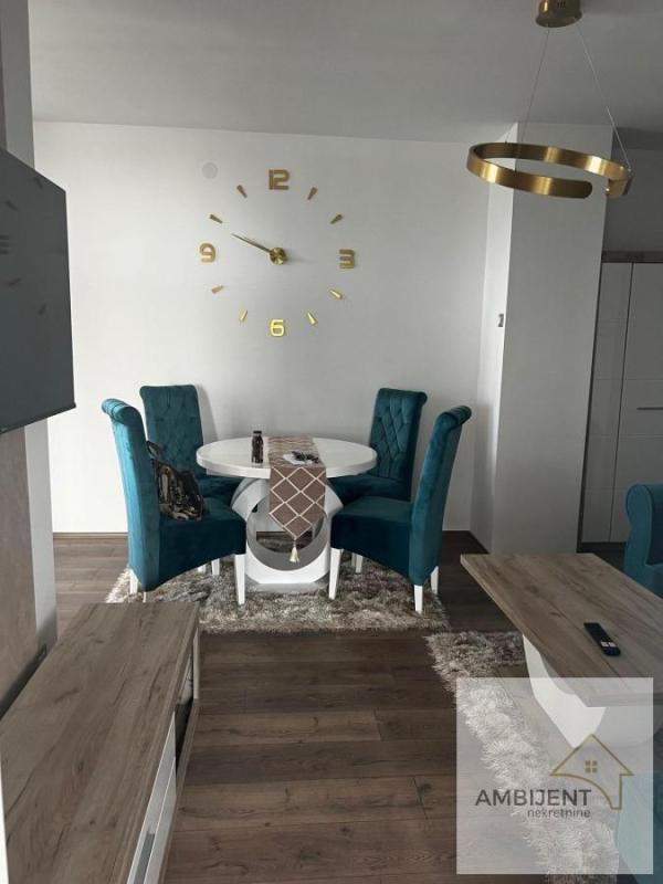 Dvoiposoban stan za izdavanje, 60m2, 700€