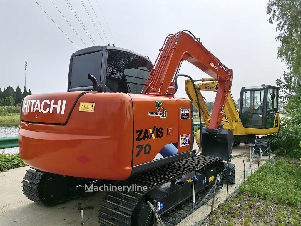 Hitachi ZX70 bager guseničar