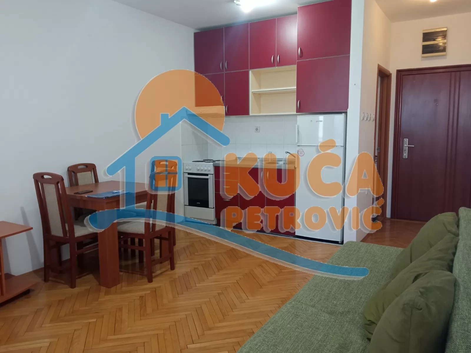 Jednosoban stan, 28 m2, Crveni Pevac, Vožda Karađorđa ID: i-08724