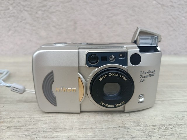 Nikon life touch zoom af 70w