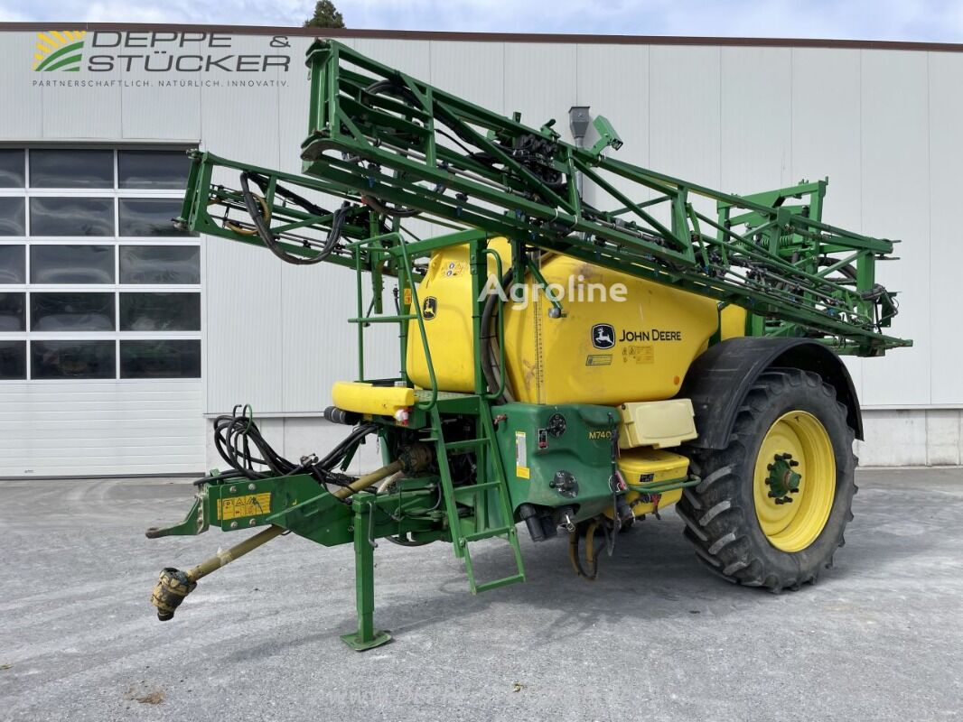 John Deere M740i (MJ14) vučena prskalica