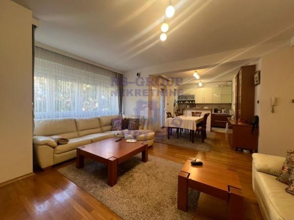 Četvorosoban stan na prodaju, 120m2, 360.000€