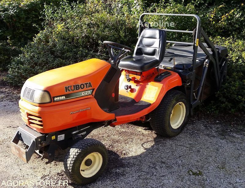 Prodaje se Kubota G21 traktor kosilica na aukciji