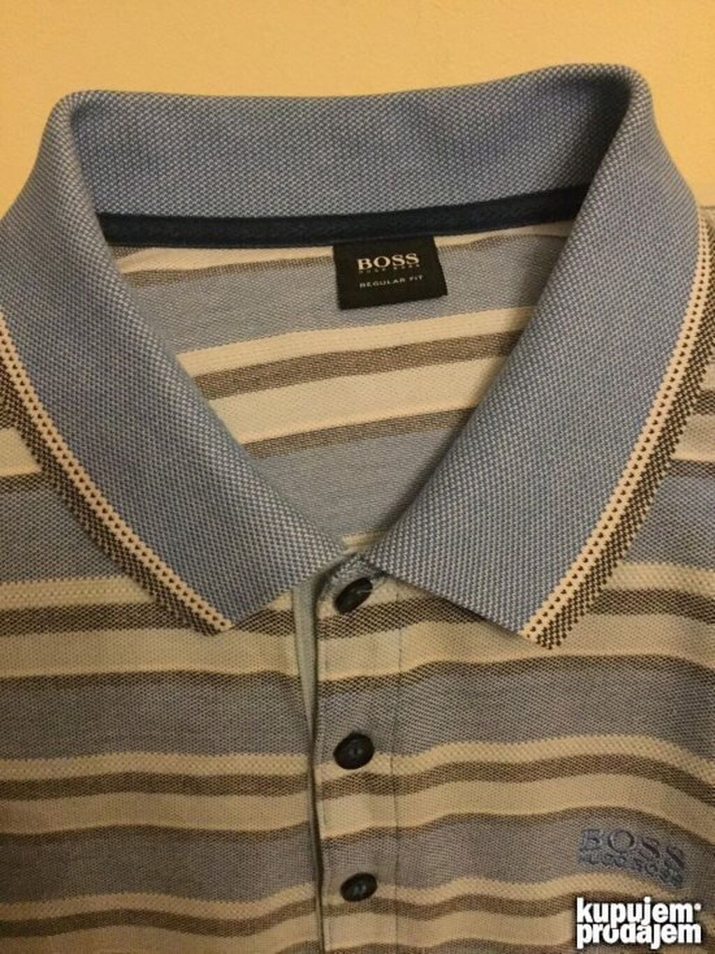 Original Hugo Boss majica L 100% cotton ramena 49cm duzina 75cm