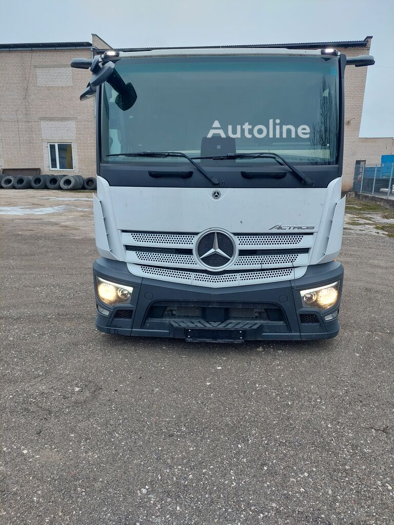 Mercedes-Benz Actros 1843 LOHR autotransporter