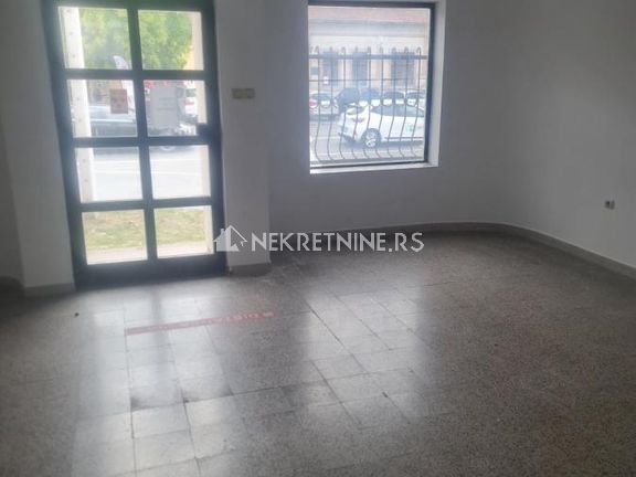Izdavanje lokala Novi Sad – 90m², odlična i prometna lokacija