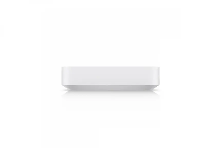 UBIQUITI Compact UniFi Cloud Gateway with a full suite of advanced routing and security features:Runs UniFi Network for full-stack network management;Manages 30+ UniFi devices and 300+ clients;1 G...