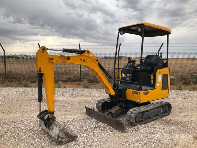 Prodaje se JCB 16C-1 T3 mini bager na aukciji