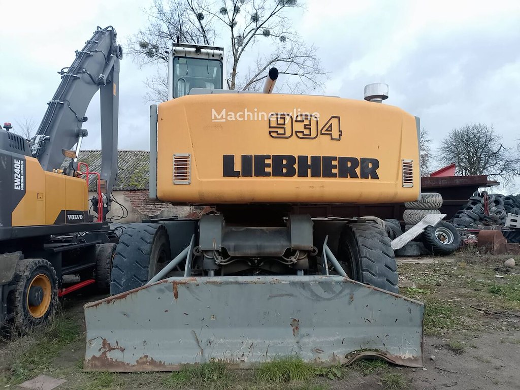 Liebherr bager točkaš