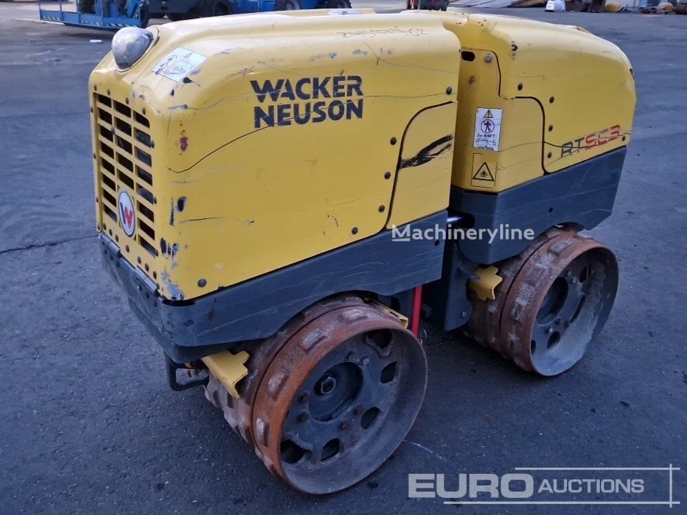 Prodaje se Wacker Neuson RTKX-SC3 kompaktor na aukciji