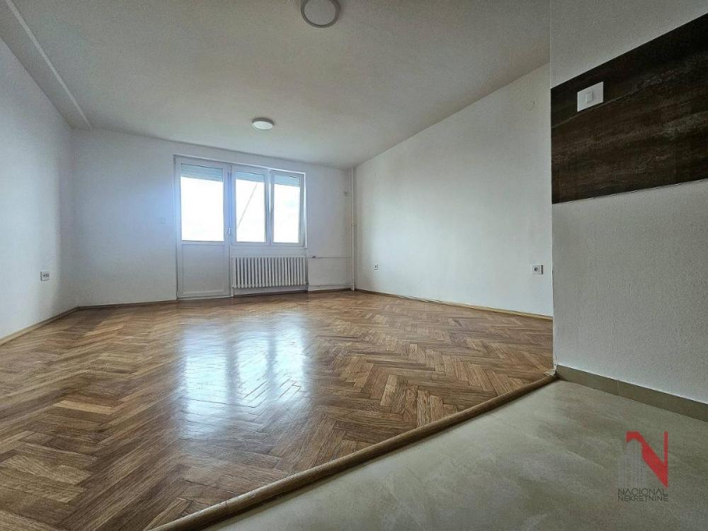 BULEVAR OSLOBODJENJA, Dvoiposoban stan na prodaju, 65m2, 174.500€