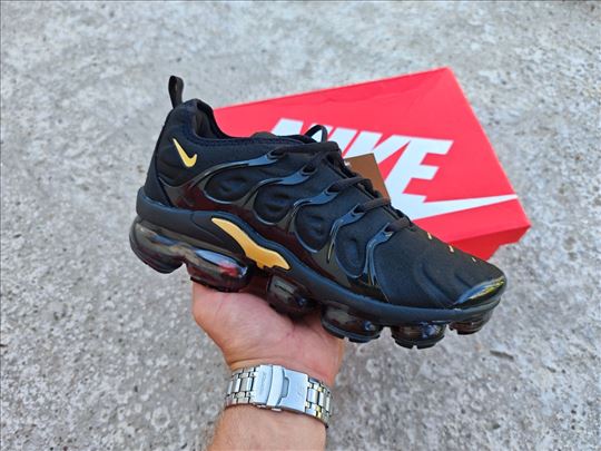 Nike Air Vapormax Plus, Black Gold; Nike patike