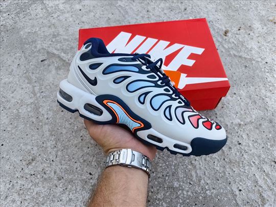 Nike Air Max Plus TN Drift, Football; Nike patike